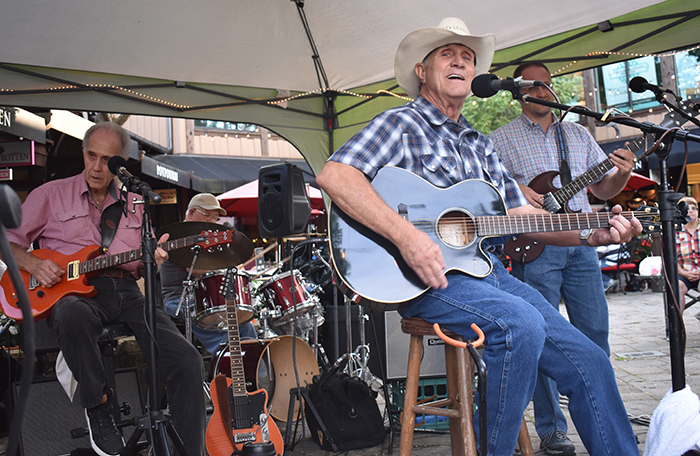 Fri.liv (4) | Plateau Daily News