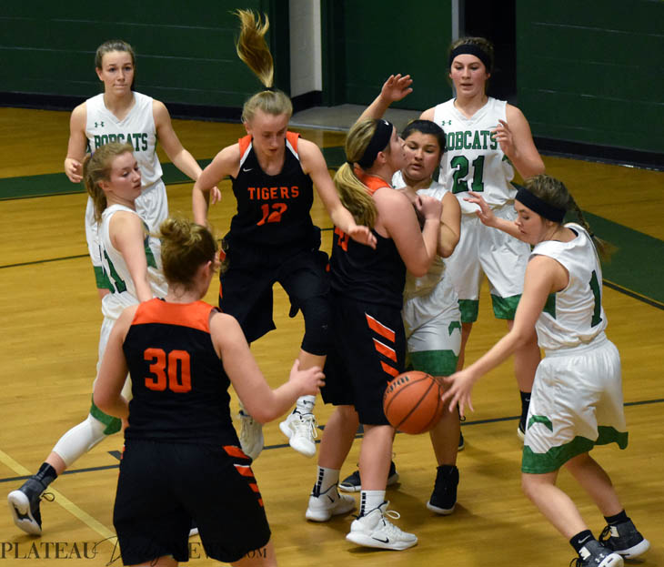 Blue Ridge girls varsity basketball team lights up scoreboard against ...